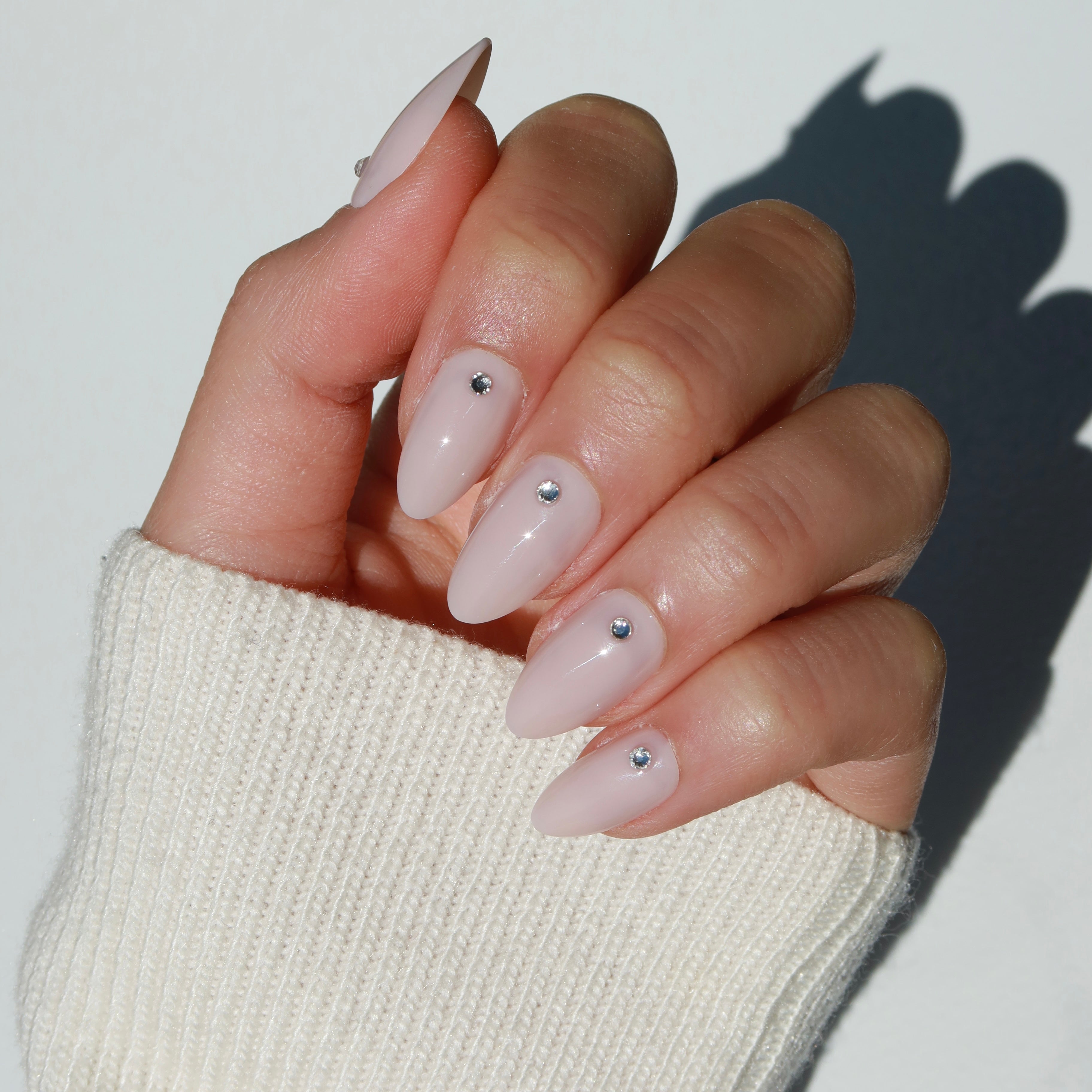 Laura Press-On Nails – Glowie By Her